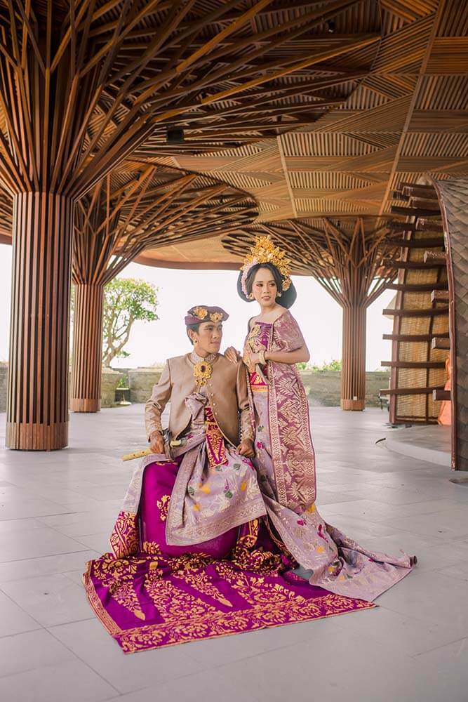 Pawiwahan Gede Desy & Alina - Undangan Online Bali